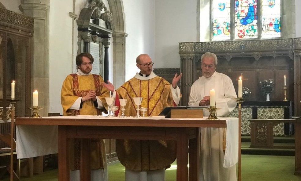 Worship - St Mary at Finchley, The ancient parish church of Finchley
